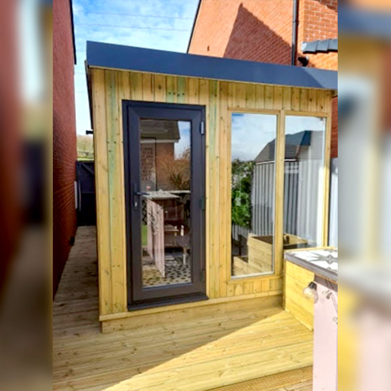 Work from Home | My Den | Fully Insulated | Home office/hobby room